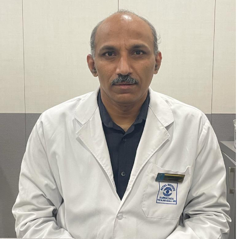 DR. SUMANTH KUMAR AM PAEDIATRIC OPHTHALMOLOGIST